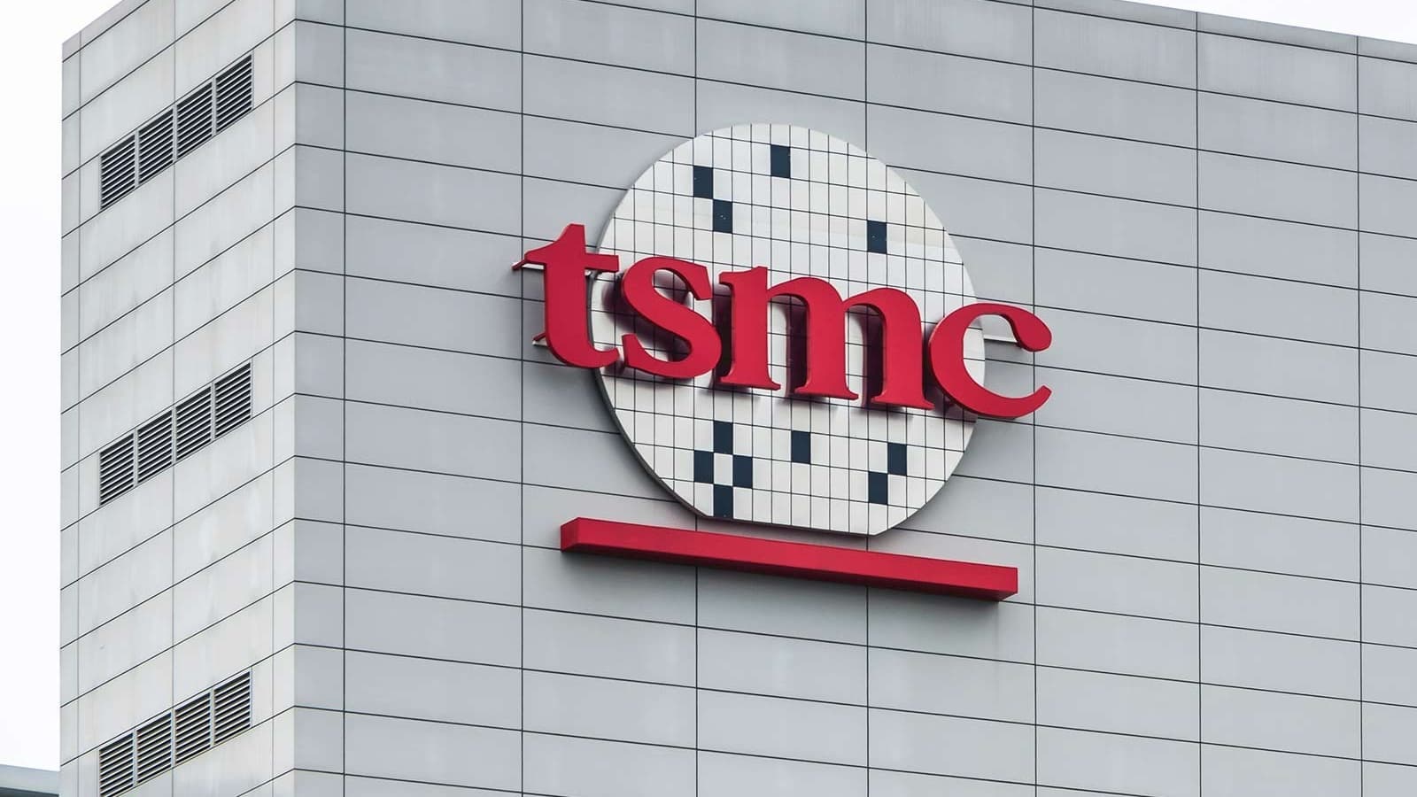 2-нм чипы по $30 000. TSMC запускает 4 фабрики