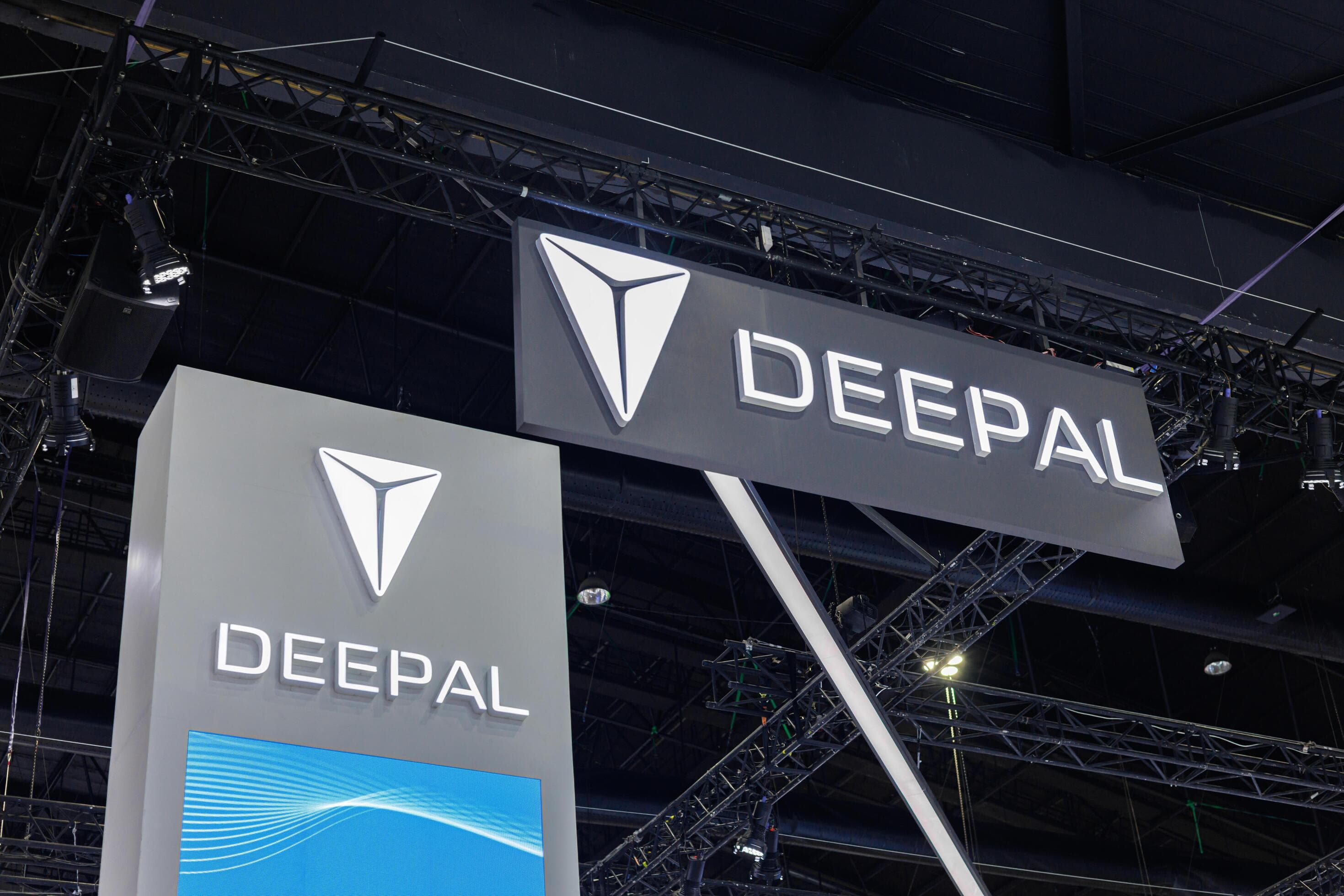 Тест-драйв Deepal G318: из Москвы в Петербург на китайском гибриде ...